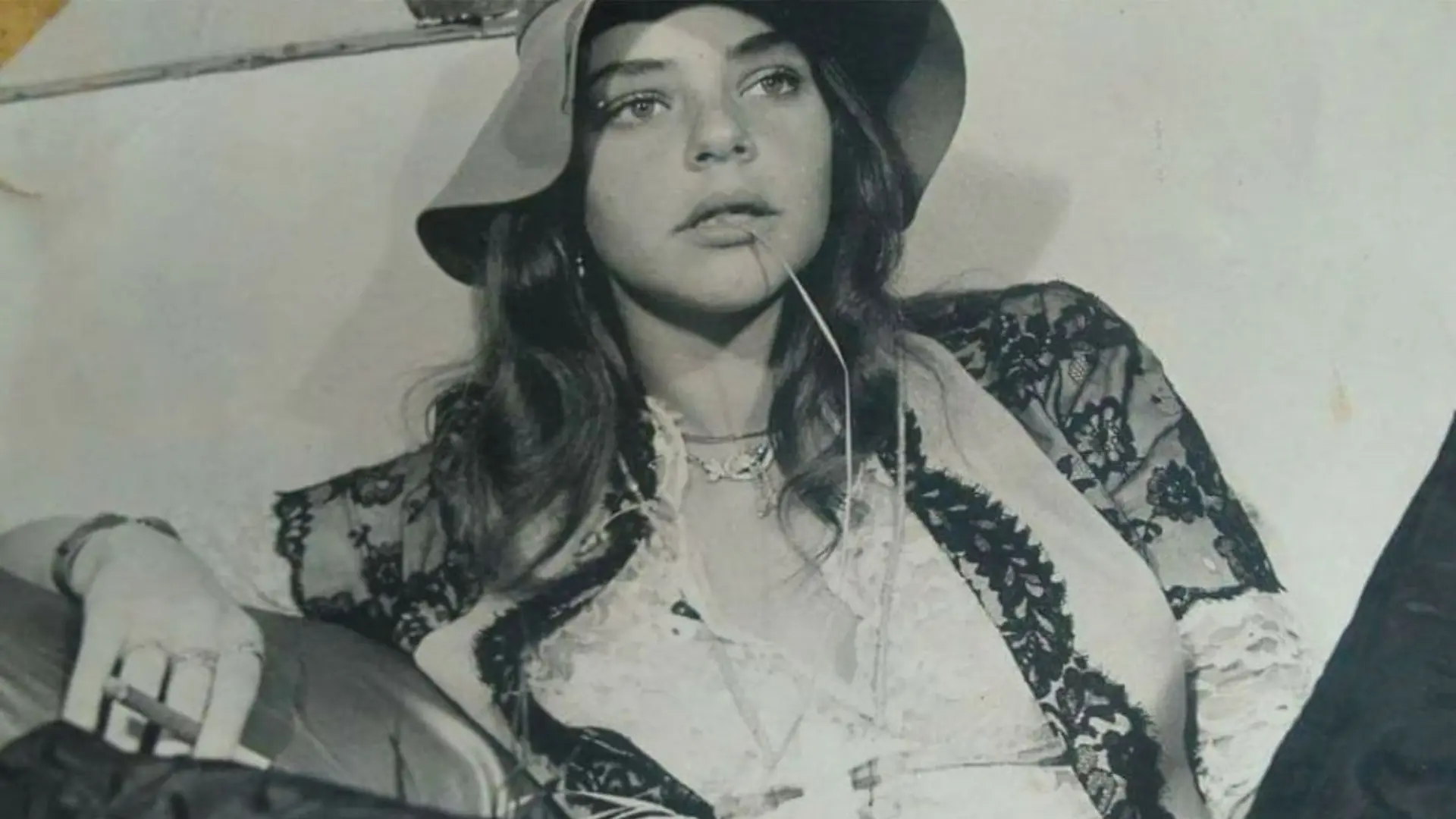 Discoteca básica de Angela Ro Ro: 5 álbuns essenciais e suas capas ...